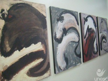 Obras de Schwanke continuam em exposição, à disposição do público, até ...